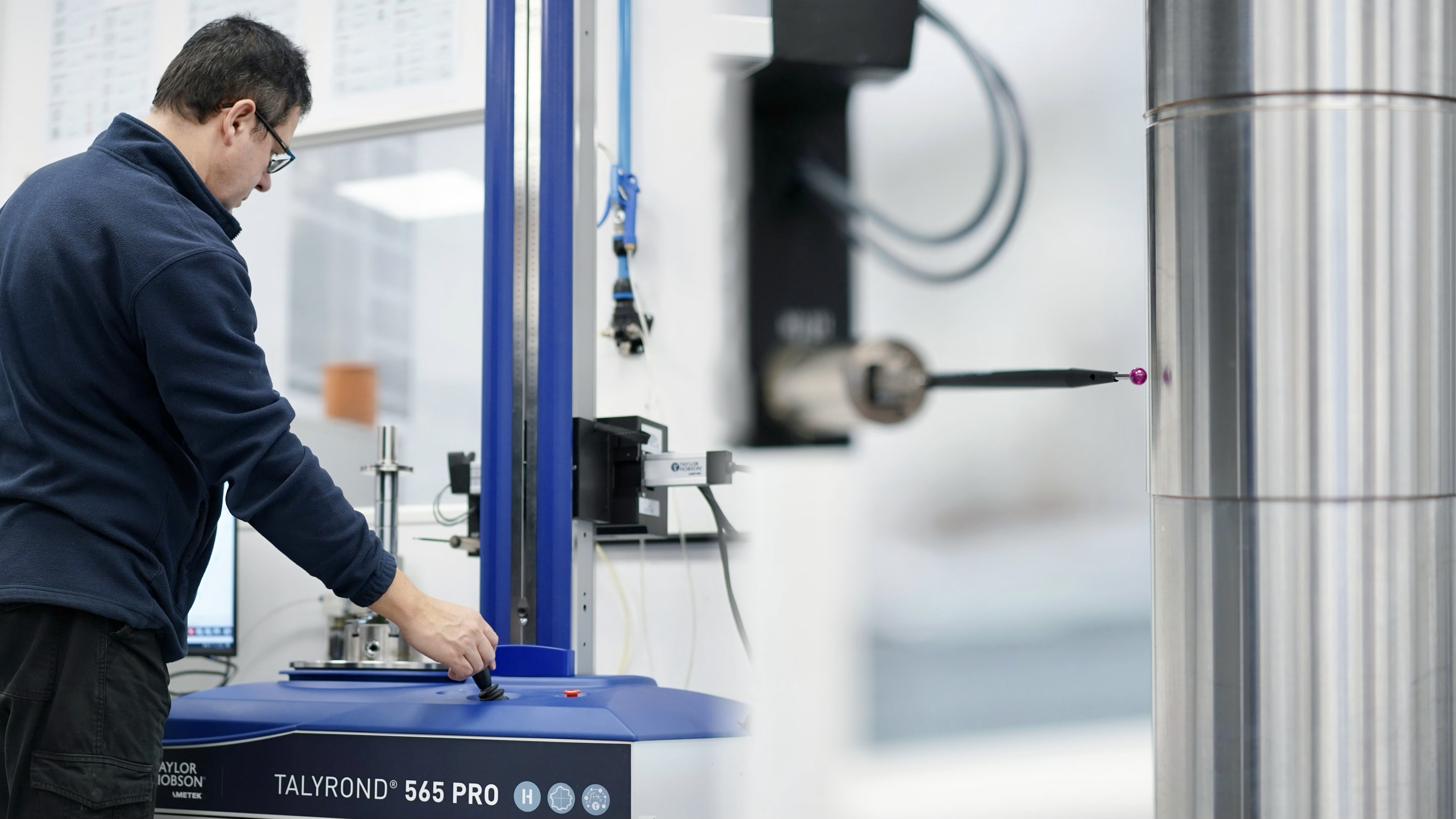 New Inspection Machine - TALYROND ® 565 PRO